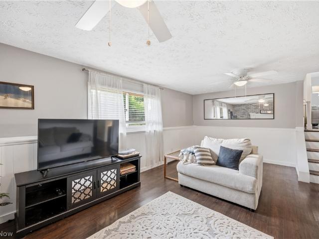 1004 Plymouth Drive