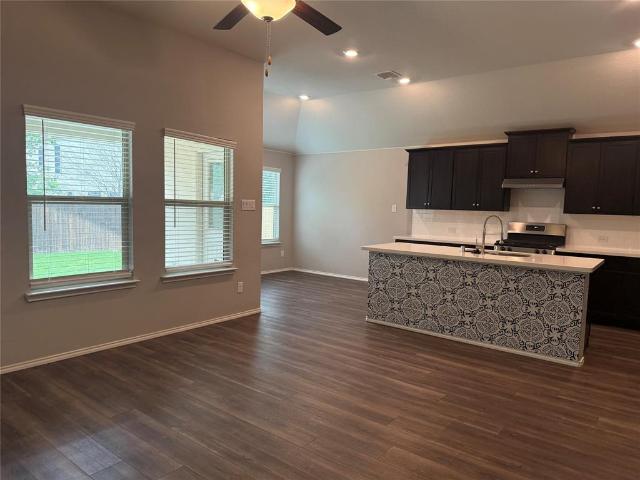 1004 Rising Moon Drive
