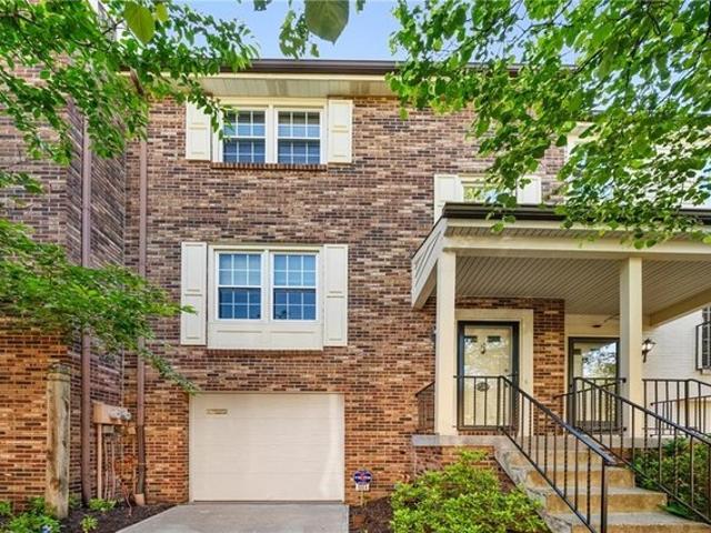 1004 River Oaks Dr, Pittsburgh, PA 15215
