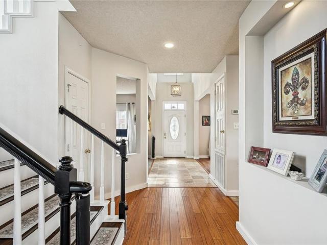 1004 Sterling Oaks Boulevard