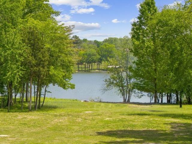 1004 Stonebrook Cv, Lebanon, TN 37087