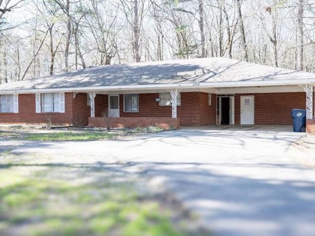 1004 S Evans Rd, White Hall, AR 71602