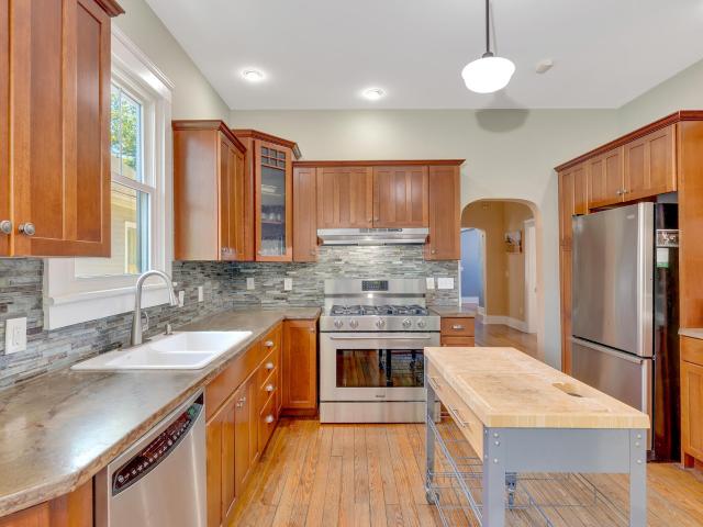 1004 S Highland Park Avenue