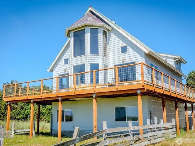 1004 th Ln, Ocean Park, WA 98640