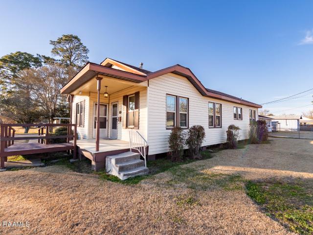 1004 W Cherry St, Opelousas, LA 70570 | MLS #RA2600000