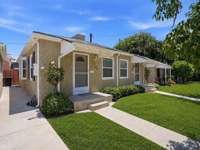 1004 W Clark