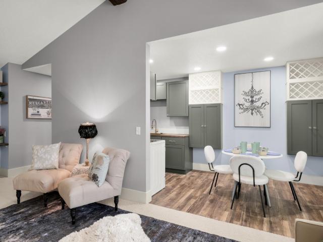 1004 Westbrooke Way # 8