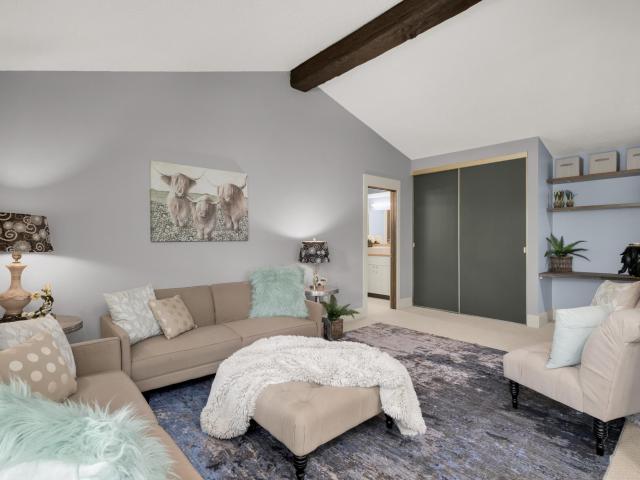 1004 Westbrooke Way # 8