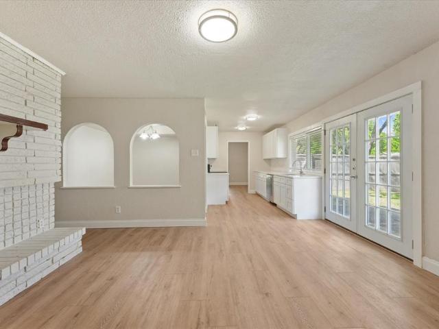 1004 Whitehall Drive