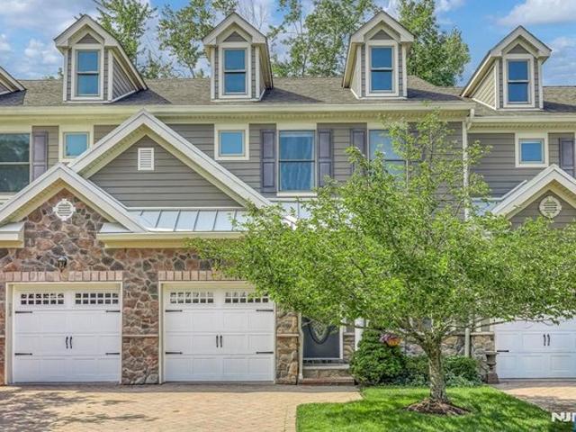1004 Whitney Ln, Allendale, NJ 07401
