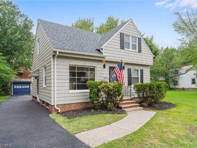 1004 Woodview Road