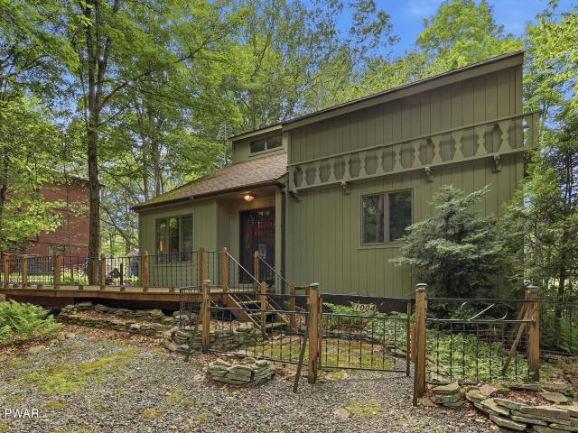 1004 Woodstone Road