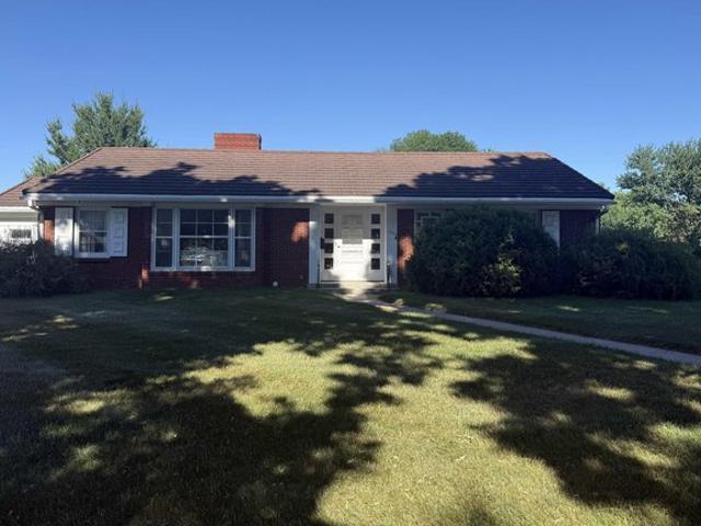 1004 15th St, Onawa, IA 51040
