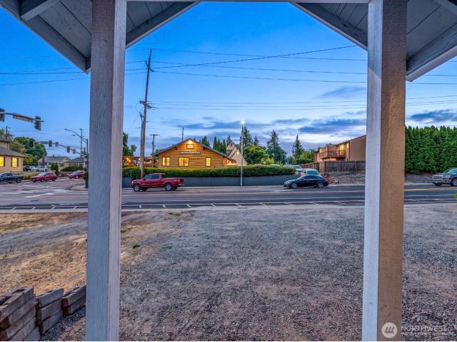 1004 5th Street