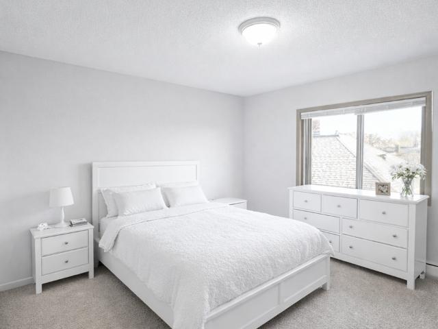 1004 7th St SE 3 Bedroom Apartment for Rent at 1004 7th St Se, Minneapolis, MN 55414 Dinkytown