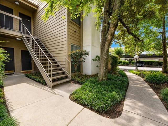 10053 Westpark Dr Apt 285, Houston, TX 77042