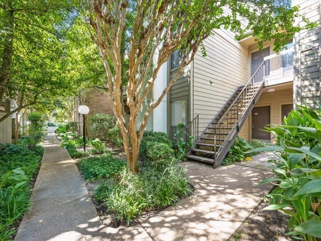 10053 Westpark Dr Apt 307, Houston, TX 77042