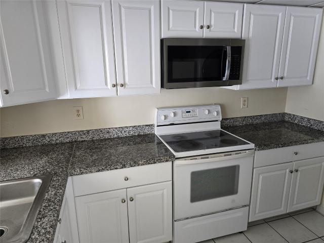 10050 Winding Lake Rd, Unit 103, Sunrise, FL 33351 | MLS #B26014