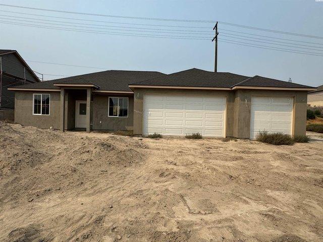 10052 S Clodfelter Rd, Kennewick, WA 99338