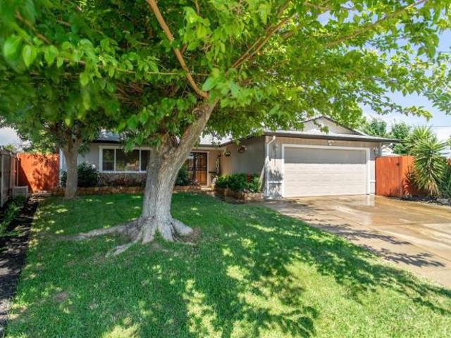 10057 Briantown Ct, Sacramento, CA 95827
