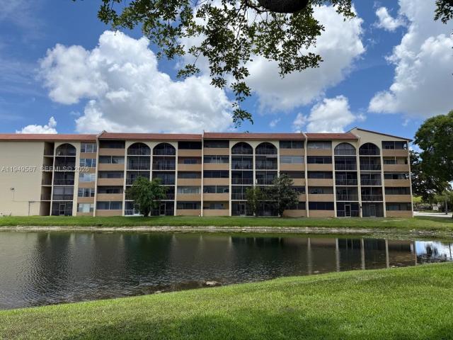 10054 Winding Lake Rd, Unit 103, Sunrise, FL 33351 | MLS #A11949