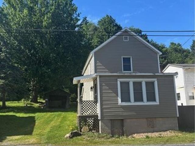 10054 Route 553 Hwy, Mentcle, PA 15761