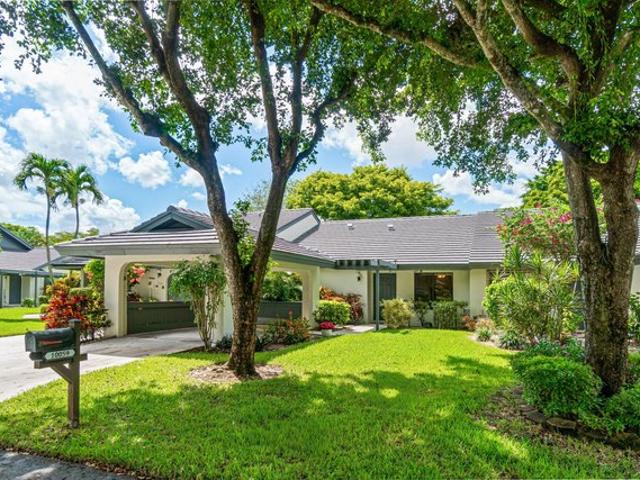10059 Laurelwood Pl, Boynton Beach, FL 33437