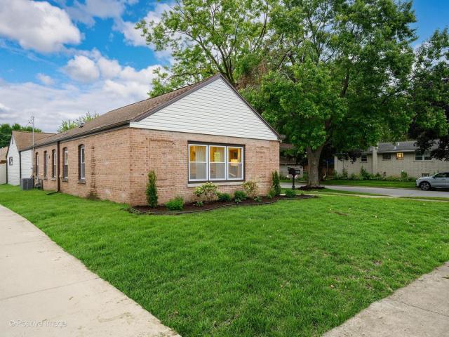 10059 S Spaulding Avenue