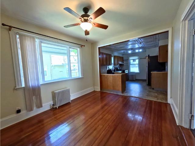 1005 narragansett Boulevard 1