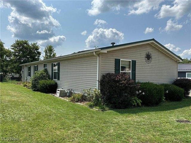 1005 Overlook Dr SW, Canton, OH 44706
