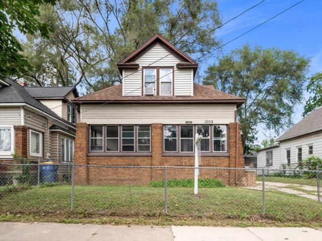 1005 Adams St SE, Grand Rapids, MI 49507
