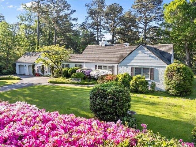 1005 Bay Colony Dr, Virginia Beach, VA 23451