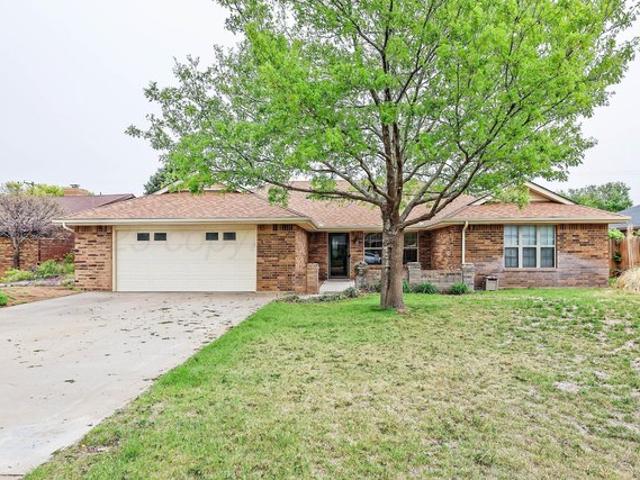 1005 Bennett Dr, Dumas, TX 79029