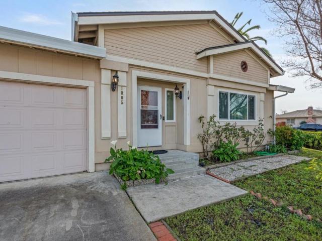 1005 Cherry Court