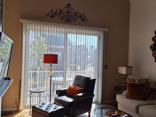 1005 Christiana CIR
