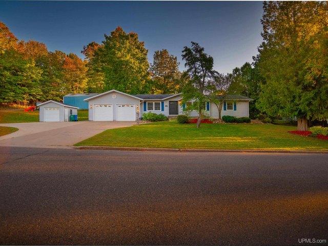 1005 Cleveland Ave, Marquette, MI 49855