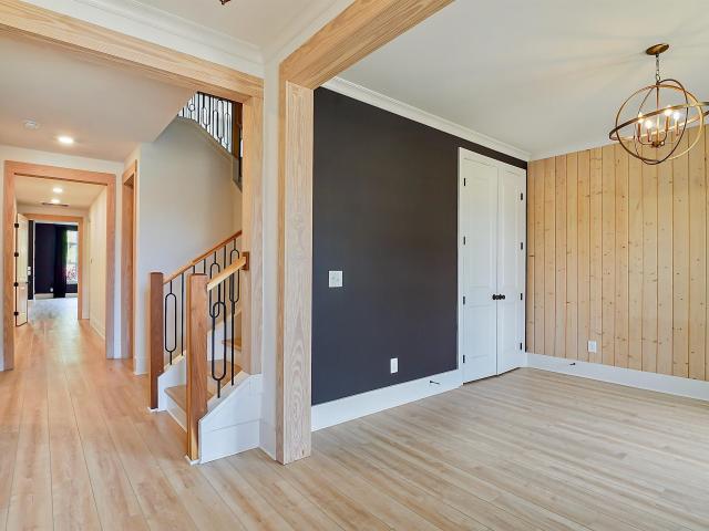 1005 Clifton Road