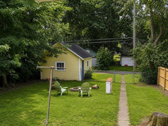 1005 Cottage Avenue