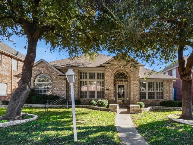 1005 Creek Bend