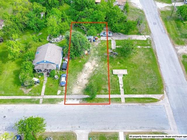 1005 E 6th Ave, Corsicana, TX 75110