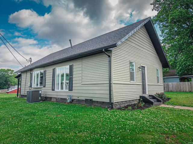 1005 E Porter Street