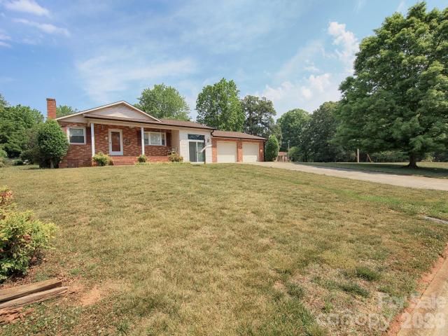 1005 Forest Park Drive