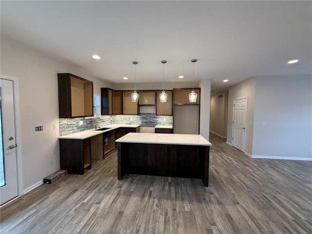 1005 George Court