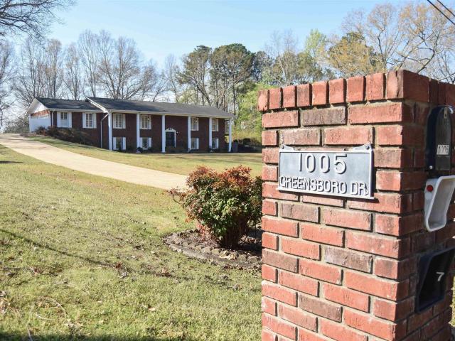 1005 Greensboro Drive