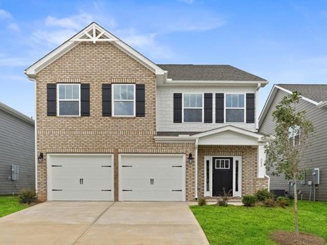 1005 Gresham Pl, Woodruff, SC 29388