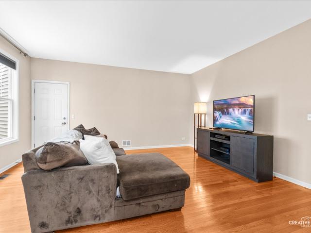 1005 Hummingbird Way