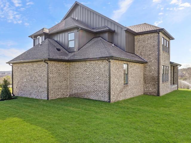 1005 Heights Blvd