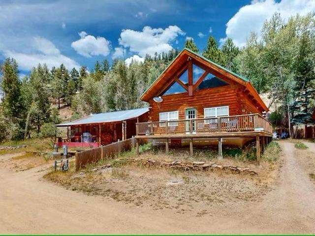 1005 High St E, Red River, NM 87558