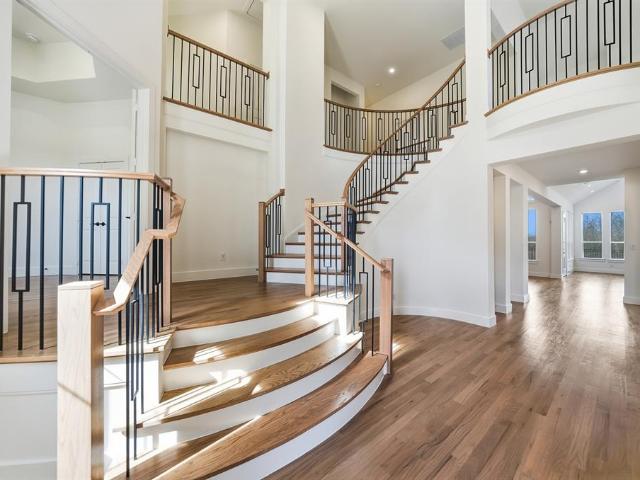 1005 Inwood Court