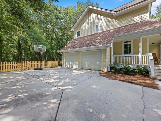 1005 Island Crossing Drive